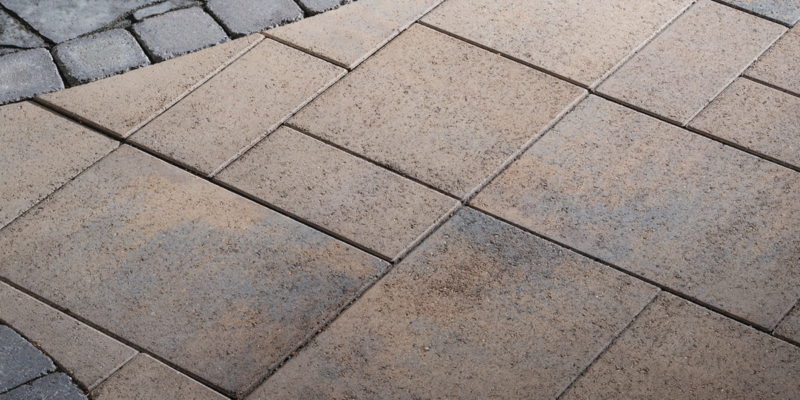 Saranak Concrete Paving Slabs - Whyte Ave Landscape Supplies