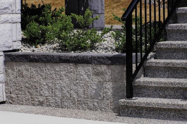 Valley Stone Retaining Wall - Basalite - Whyte Ave Landscape Supplies